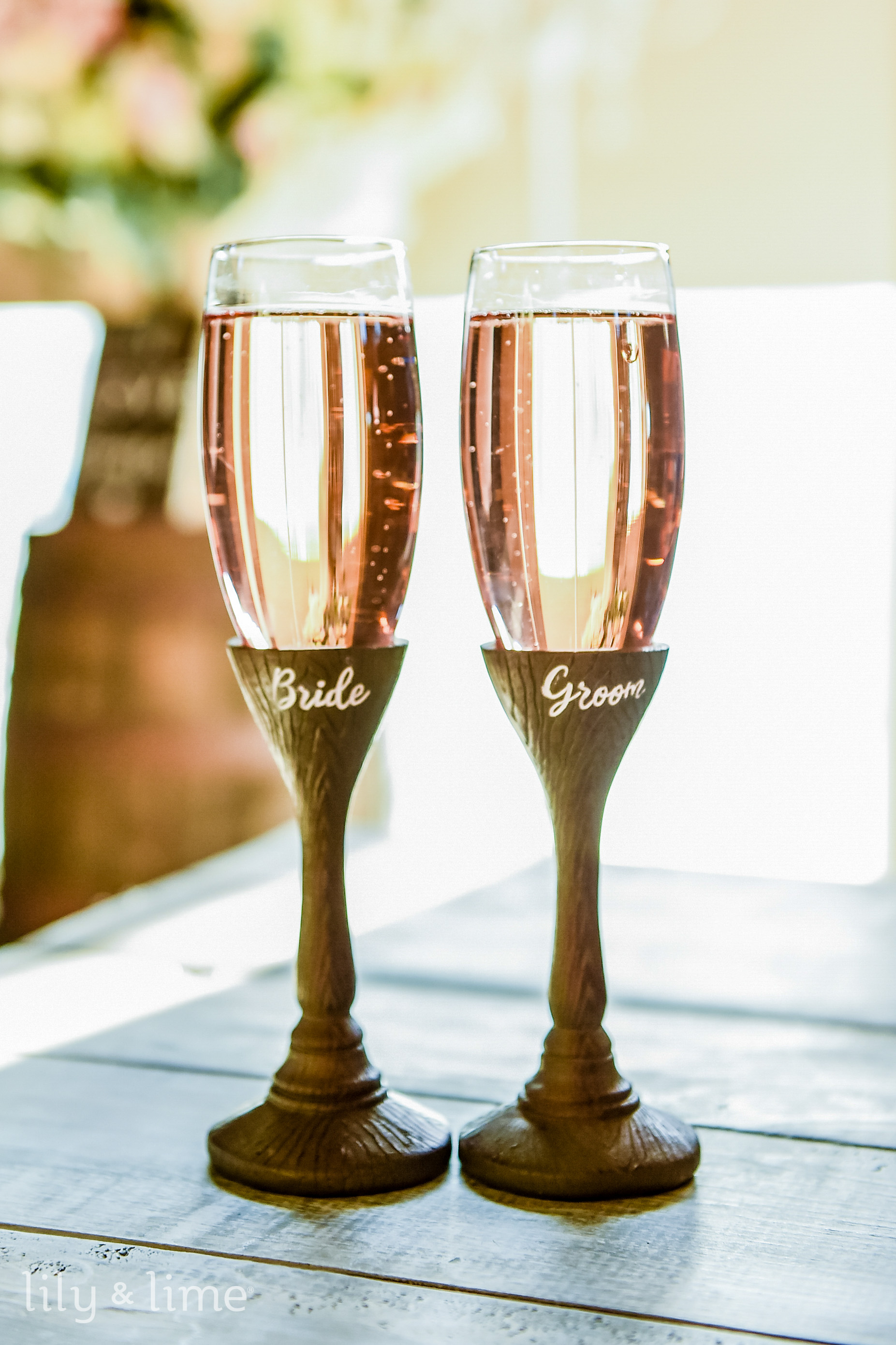 28 Beautiful Ways To Incorporate Wooden Details Into Your Wedding Day ...