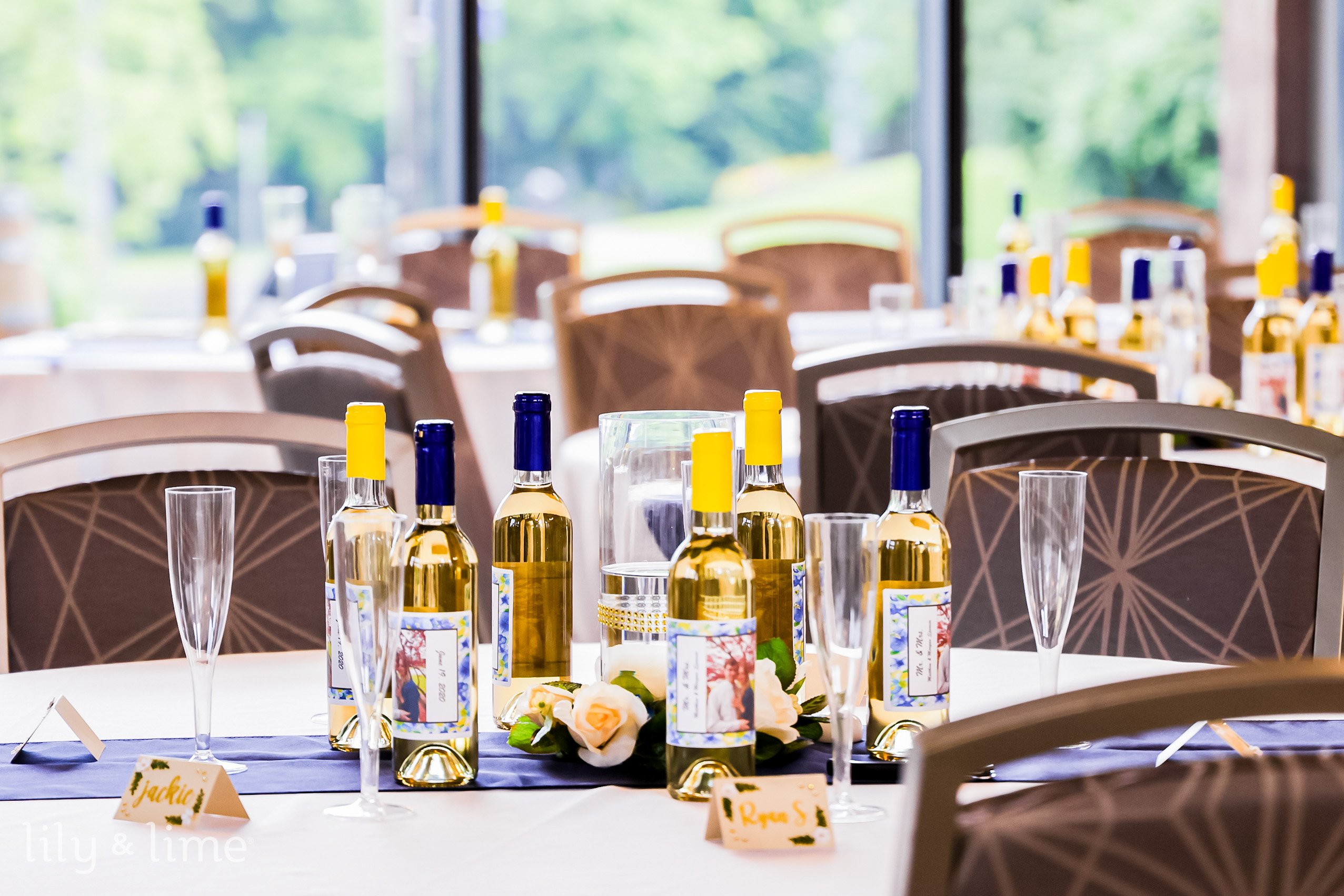 Delicious Cocktail Hour Ideas For Your Summer Wedding | Lily & Lime