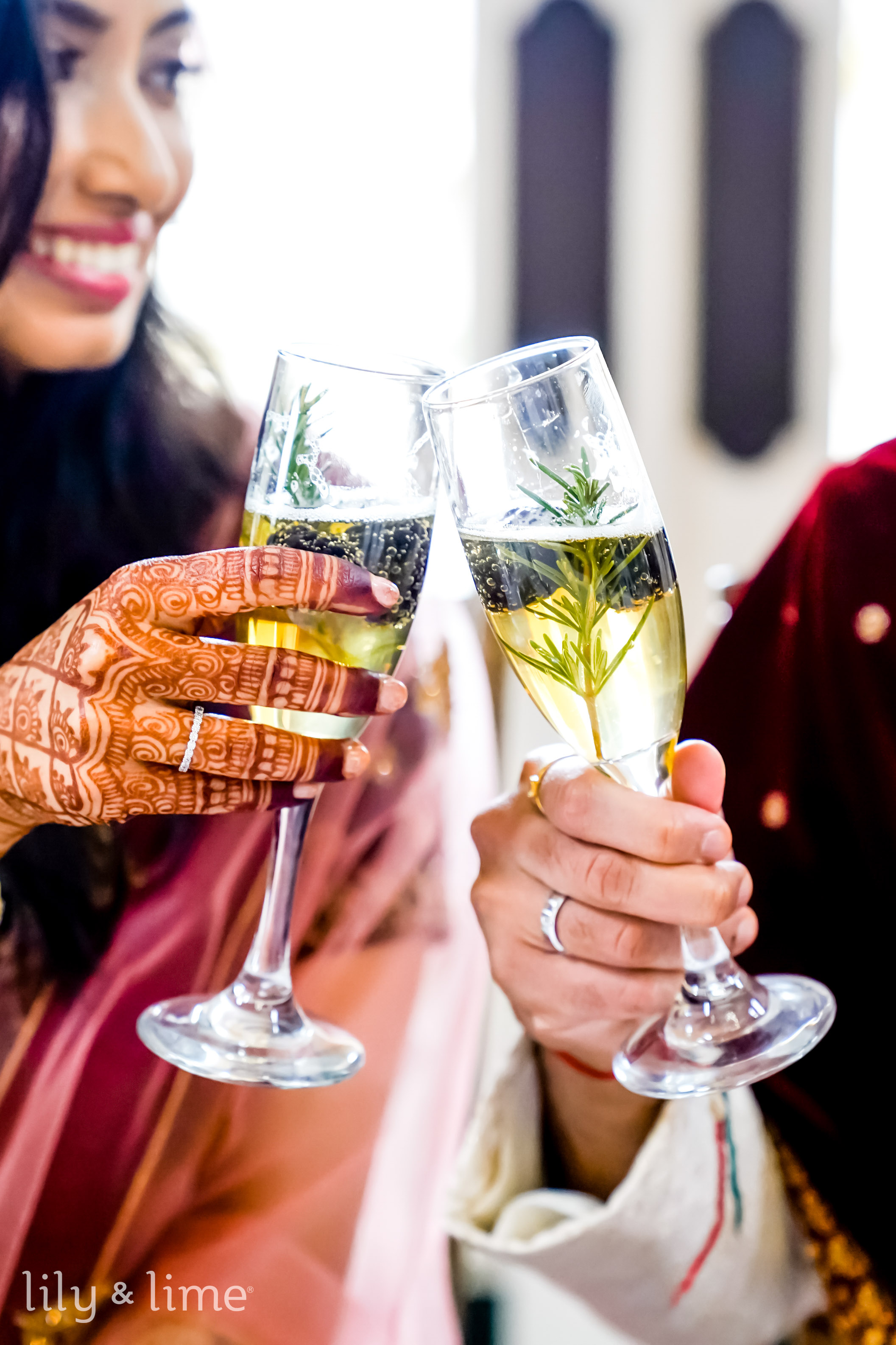 Delicious Cocktail Hour Ideas For Your Summer Wedding | Lily & Lime