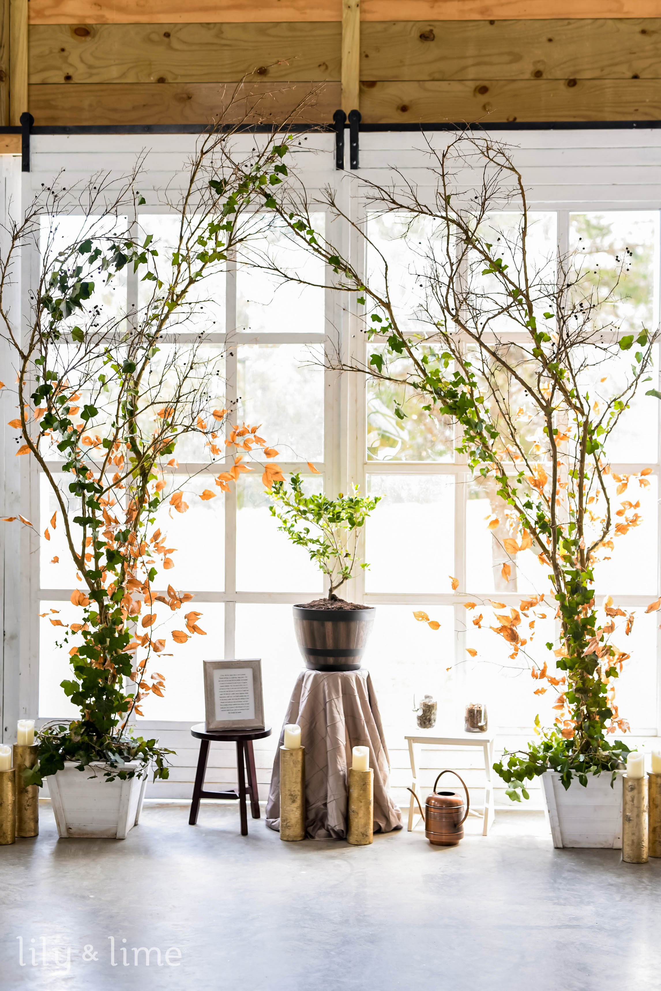 25 Stunning Industrial Chic Wedding Ideas You’ll Love | Lily & Lime